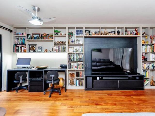 Apartamento à venda no Portão