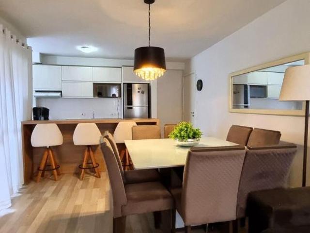 Apartamento à venda no Portão