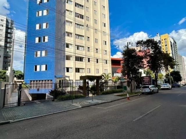 Apartamento à venda no Portão