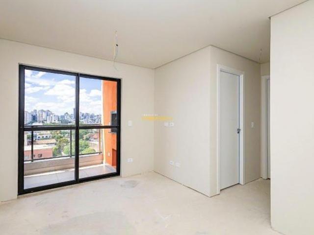 Apartamento à venda no Portão