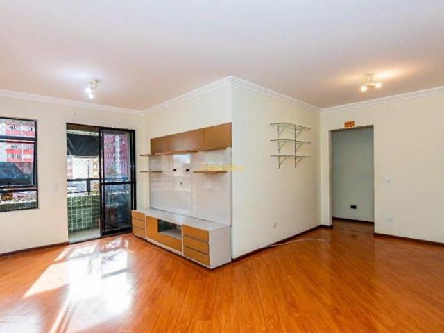 Apartamento à venda no Portão