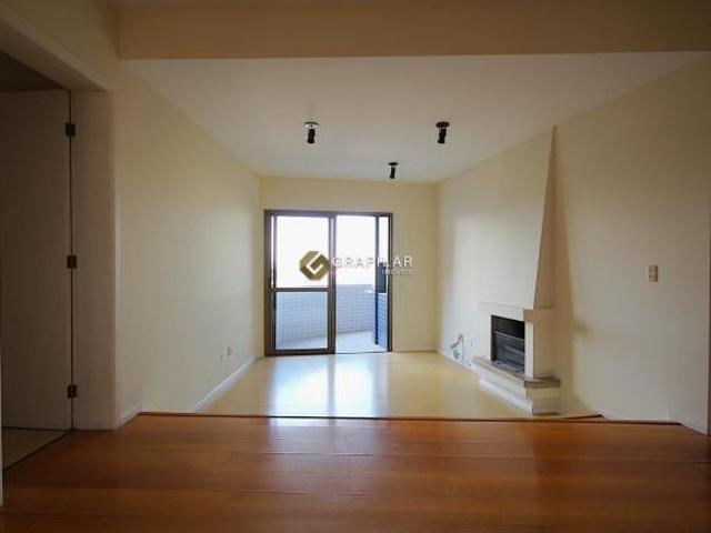 Apartamento à Venda no Portão/Água Verde