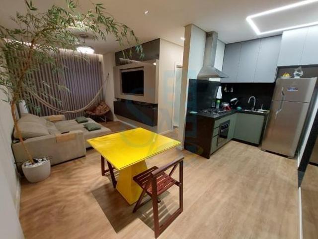 Apartamento à venda no Prado, Belo Horizonte MG: 2 quartos, 1 sala, 2 banheiros, 1 vaga! Venha confe