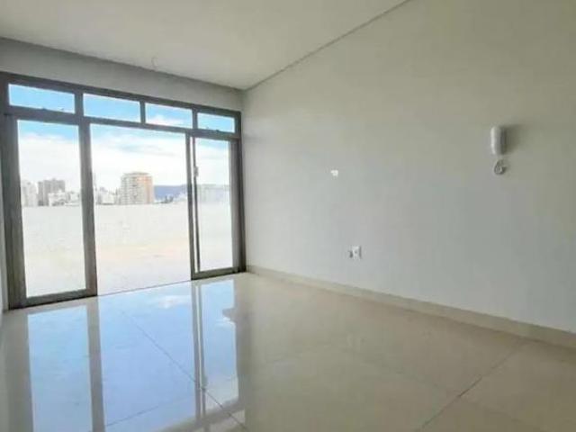 Apartamento à venda no Prado