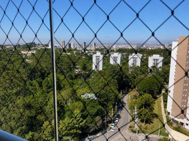 Apartamento à venda no Premium Tamboré. 156 m² de área privativa, 3 suítes, 3 vagas de garagem