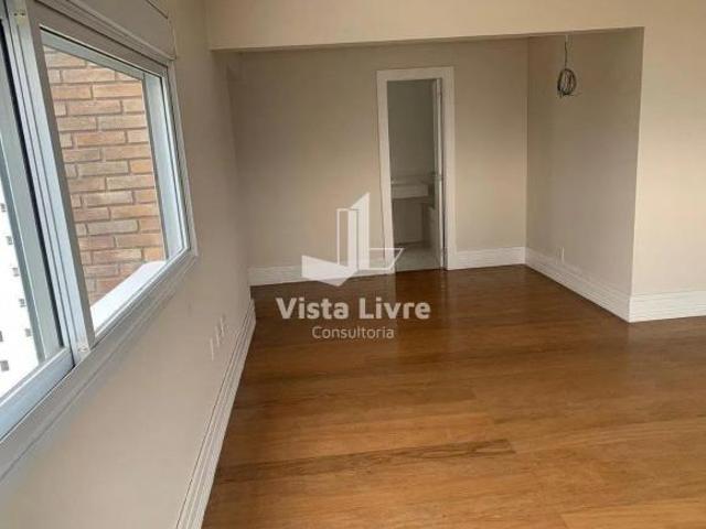 Apartamento à venda no prestigiado bairro de Perdizes, na cidade de São Paulo, oferece uma experiên