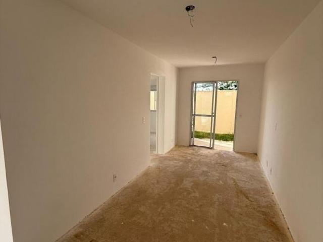 Apartamento à venda no Recanto Vista Alegre com 2 quartos