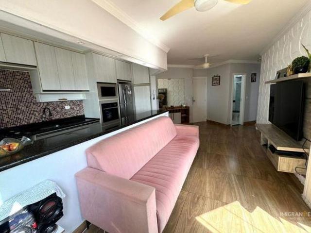 Apartamento à venda no Real, em Praia Grande/SP