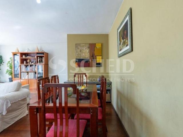 Apartamento á Venda no Real Parque com 132m², 3 quartos sendo 1 suíte, 2 vagas
