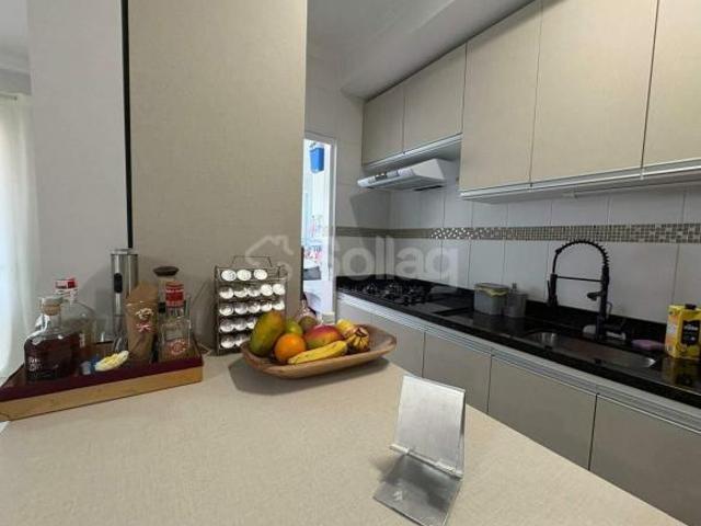 Apartamento á venda no Residenziale San Pietro em Vinhedo, interior de São Paulo