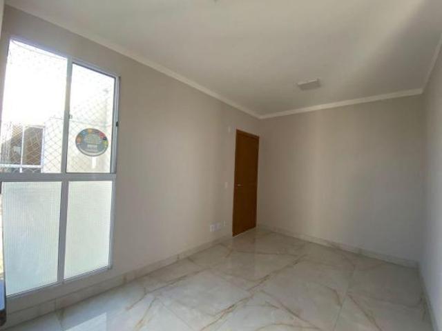 Apartamento à Venda no Residencial Bosque das Azaléas