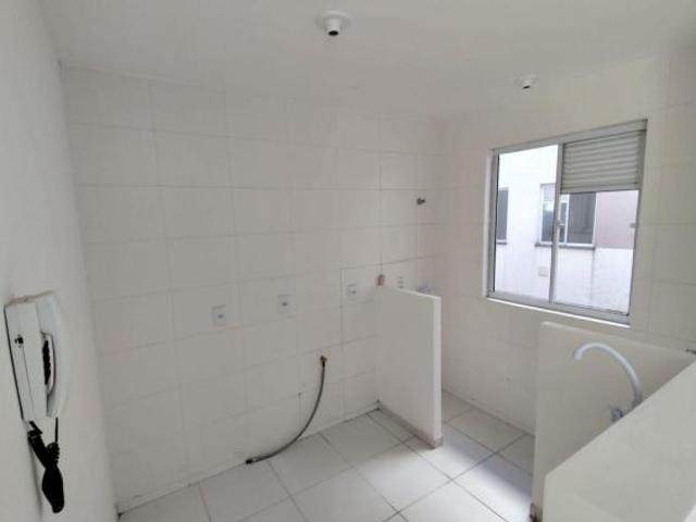 Apartamento à Venda no Residencial Califórnia em Campo Largo,PR