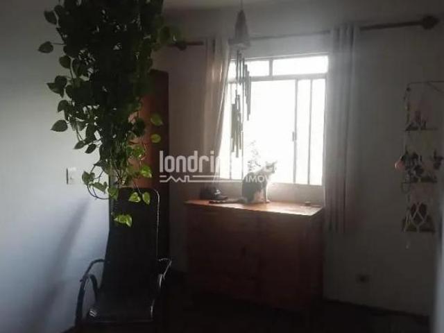Apartamento à Venda em Residencial Lupercio, Londrina PR
