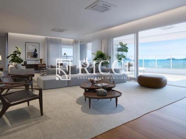 Apartamento à Venda no Residencial PW36 no Gonzaga em Santos