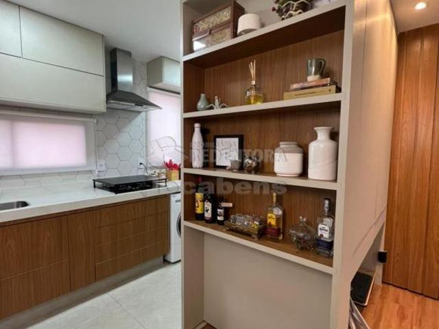 Apartamento à Venda no Residencial Plaza Avenida