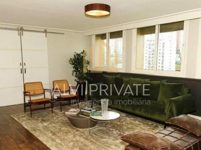 Apartamento à Venda no Sumaré | 295 m² | 4 Suítes | 2 Vagas de Garagem