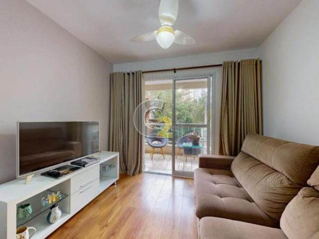 Apartamento à venda no Sumaré com 3 quartos, 1 suíte e 2 vagas