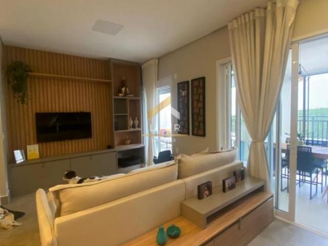 APARTAMENTO À VENDA NO SWISS PARK