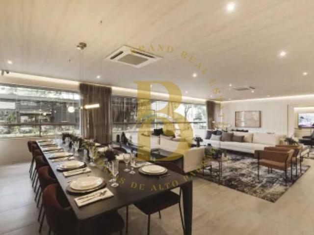 Apartamento á venda no San Paolo, 346m², andar alto, 4 suítes, 3 vagas, quadra de tênis