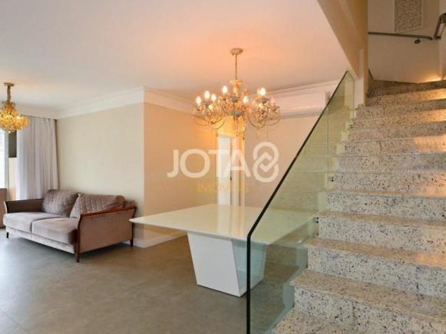 Apartamento à venda no Seminário