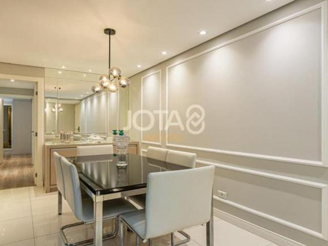 Apartamento à venda no Seminário