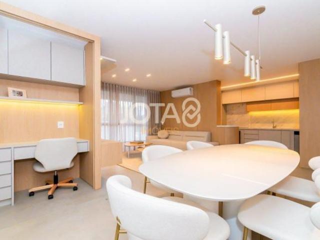Apartamento à venda no Seminário