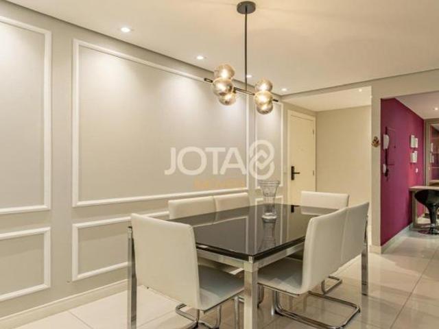 Apartamento à venda no Seminário
