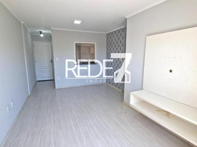Apartamento à venda no Taquaral, Campinas SP: 3 quartos, 1 suíte, 1 sala, 3 banheiros, 2 vagas, pisc