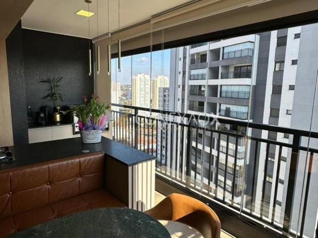 Apartamento à venda no Taquaral com 3 quartos sendo 3 suítes