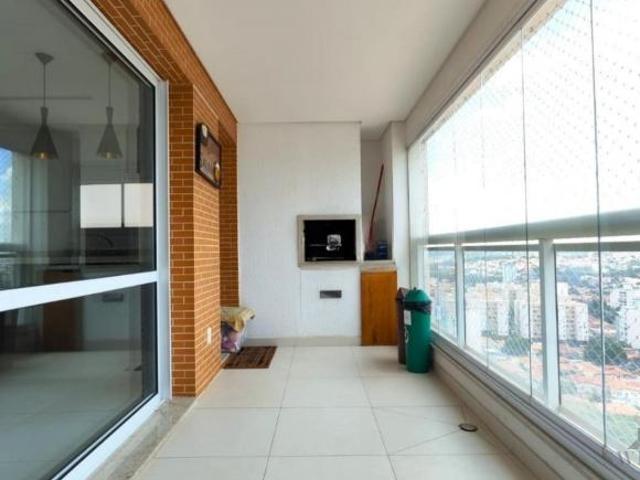 Apartamento à venda no Taquaral em Campinas/SP