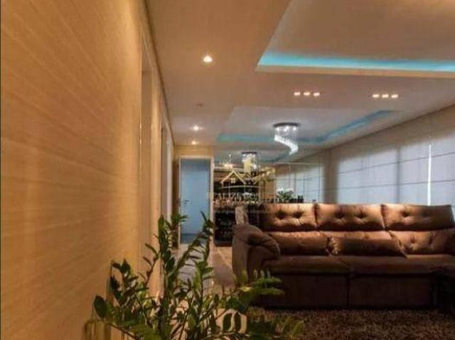 Apartamento à venda no Tatuapé com 3 suítes, 3 vagas e lazer completo