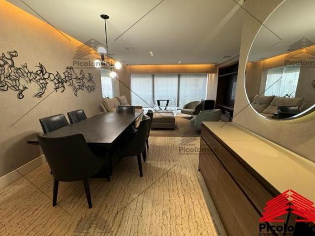 Apartamento à venda no Tatuapé, 4 quartos, 2 suítes, 2 salas e 151m² de puro conforto!