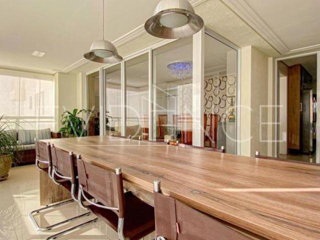 Apartamento à venda no Tatuapé com 178 m² Condomínio Mont Serrat