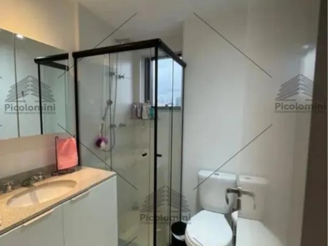 Apartamento à venda no Tatuapé Novo, com 3 quartos, suíte, sala com Sacada, 2 banheiros e vaga livre