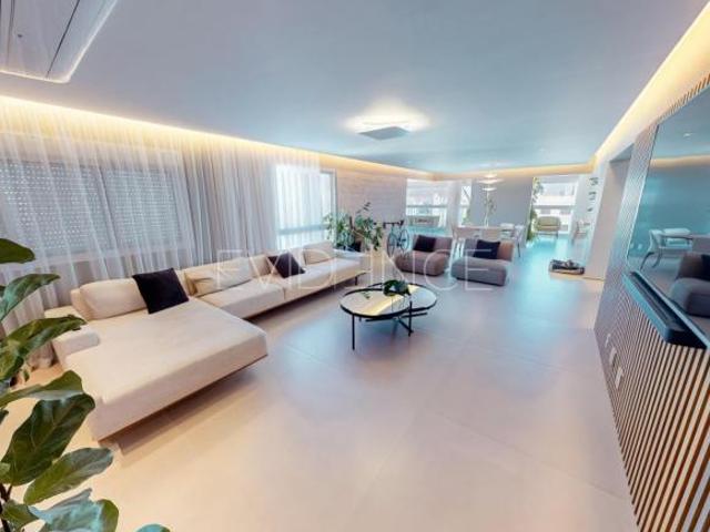 Apartamento à venda no Tatuapé, São Paulo 264 metros VARANDA GOURMET