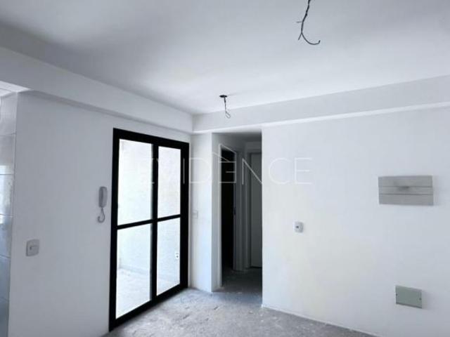 Apartamento à Venda no Tatuapé Potencial de Valorização / 2 quartos e 1 vaga, próximo ao metrô