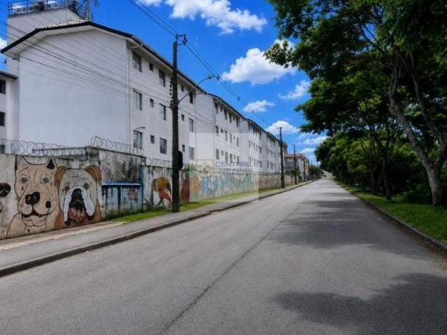 Apartamento à Venda no Tatuquara | 2 Quartos e Vaga de Garagem