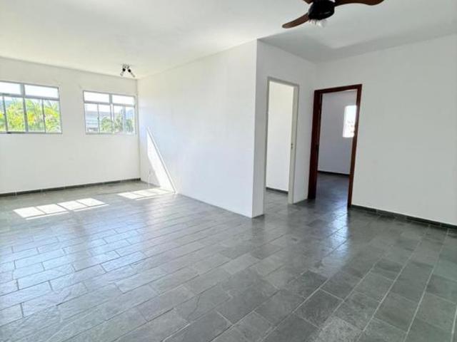 Apartamento à venda no Tenório Frente para a rua