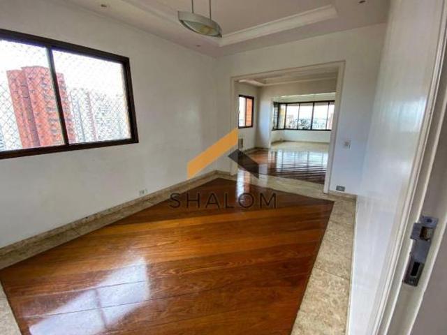 Apartamento à Venda no Tivoli Park 4 Suítes, Piscina Privativa e Lazer Completo