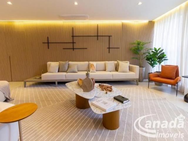Apartamento à venda no Umuarama com 4 quartos