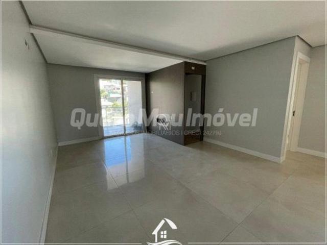 Apartamento à venda no Universitário