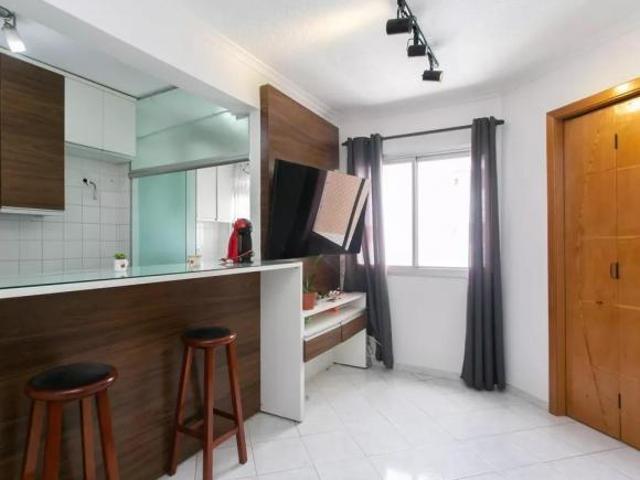 Apartamento à venda no Vila Carmosina