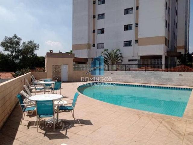 Apartamento à venda no Vila Carmosina