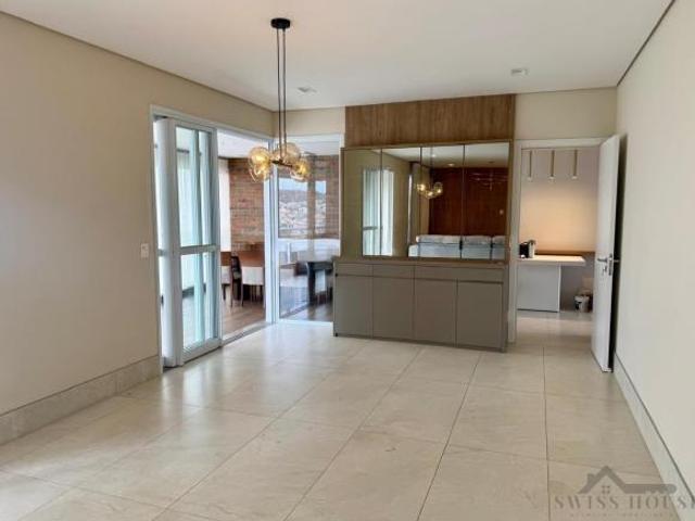 Apartamento à venda no Vila Embaré em Valinhos/SP