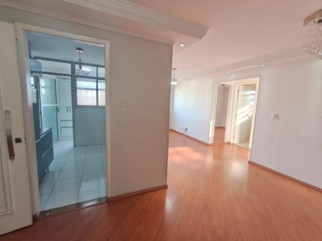 Apartamento à venda no Vila São José