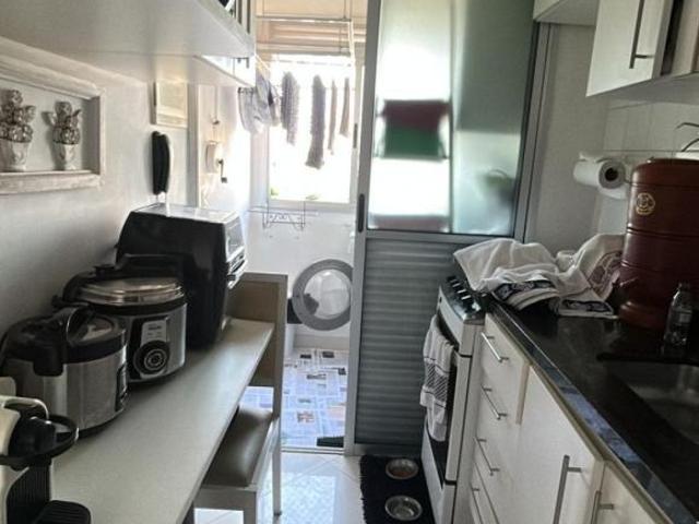 Apartamento à venda no Villagia Allegro 2 dormitórios e 1 vaga no Rio Pequeno