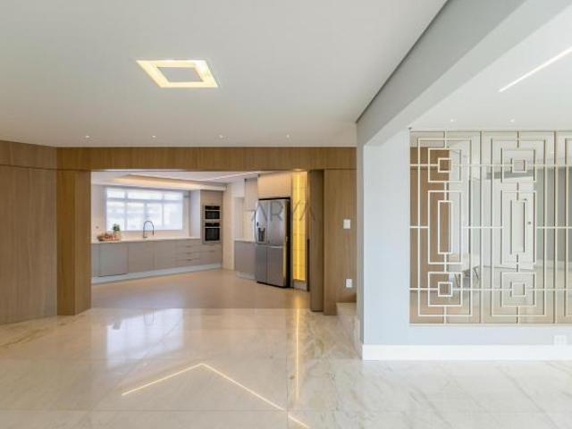 Apartamento à venda no Wimblendon Park no Água Ver