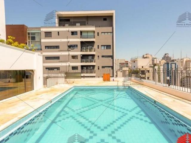 Apartamento a venda nos Jardins Rua Batataes, prox ao Shopping Pamplona, Avs. Brigadeiro Luis An
