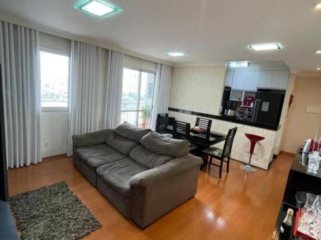 Apartamento à venda ou locação: 2 Dormitórios, 1 Suíte, 2 Varandas e 2 Vagas no Bairro Taboão em São