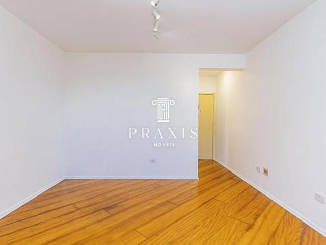 Apartamento à venda ou locação, Bairro Cabral, 65